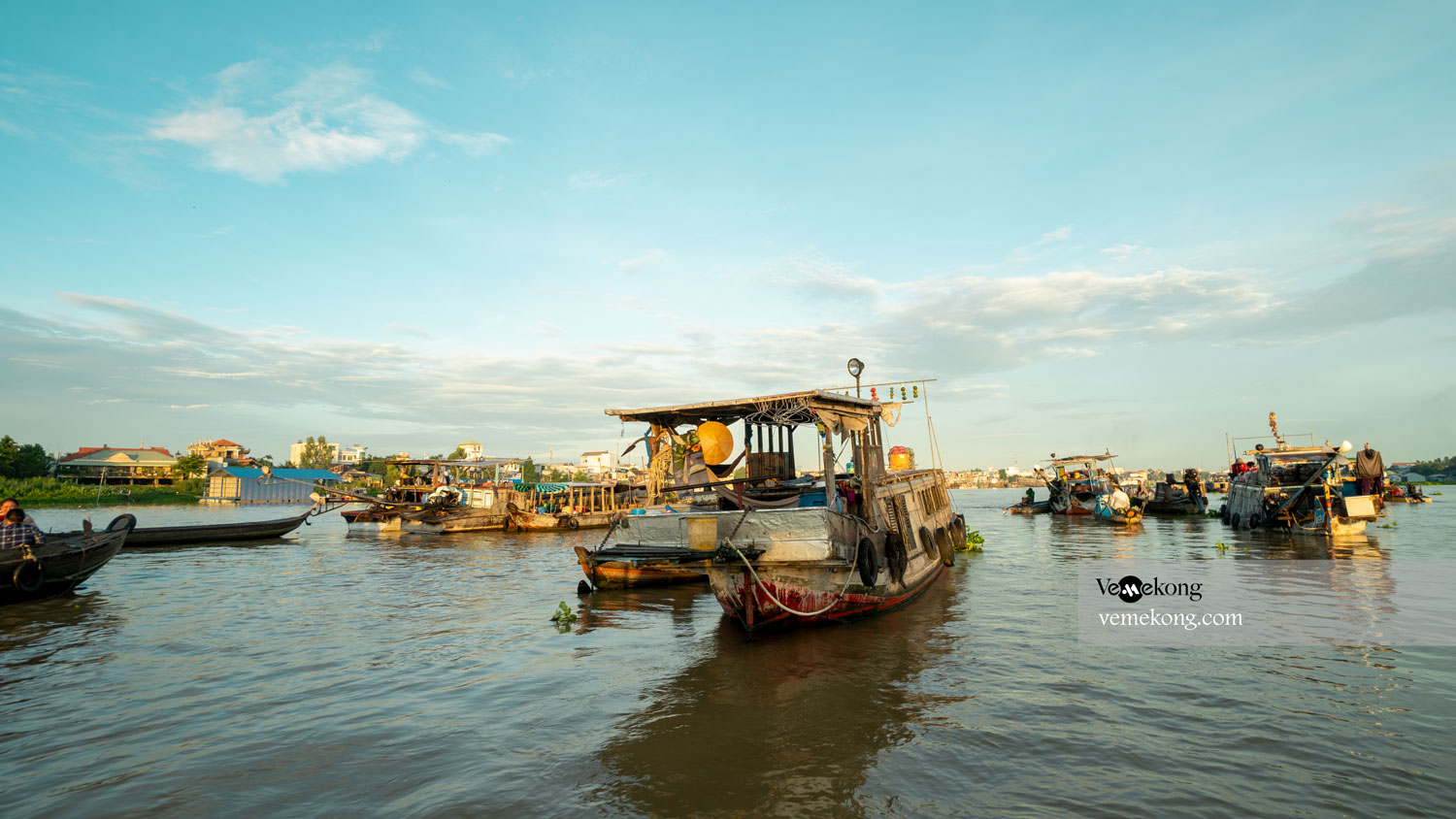 A Guide to Chau Doc Floating Market & Hidden Canal | Local Expert