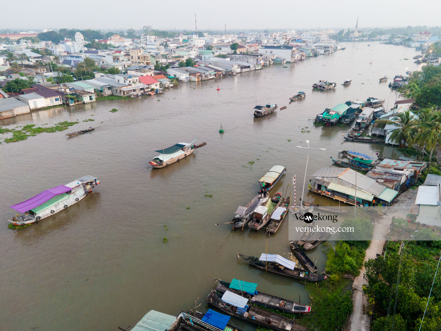 A Guide to Cai Be Floating Market & Small Canals in Tien Giang