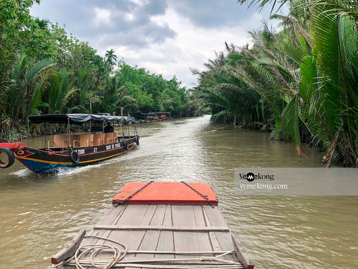 Travel Guide to Coconut Candy Village & Small Canals in Ben Tre, My Tho ...