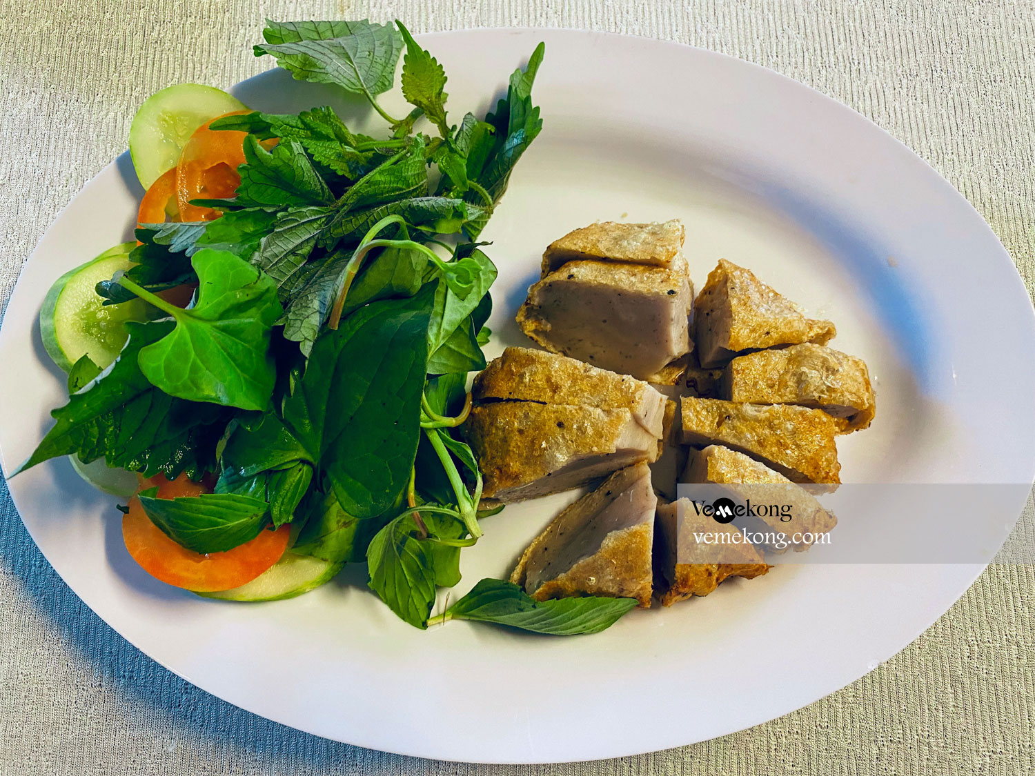 Hau Giang’s Bronze Featherback Fish Cake – Eat Best Food in Hau Giang