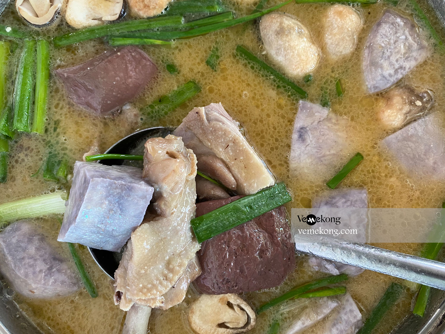 Duck cooked with Fermented Tofu – Eat Best Food in Can Tho | Vemekong