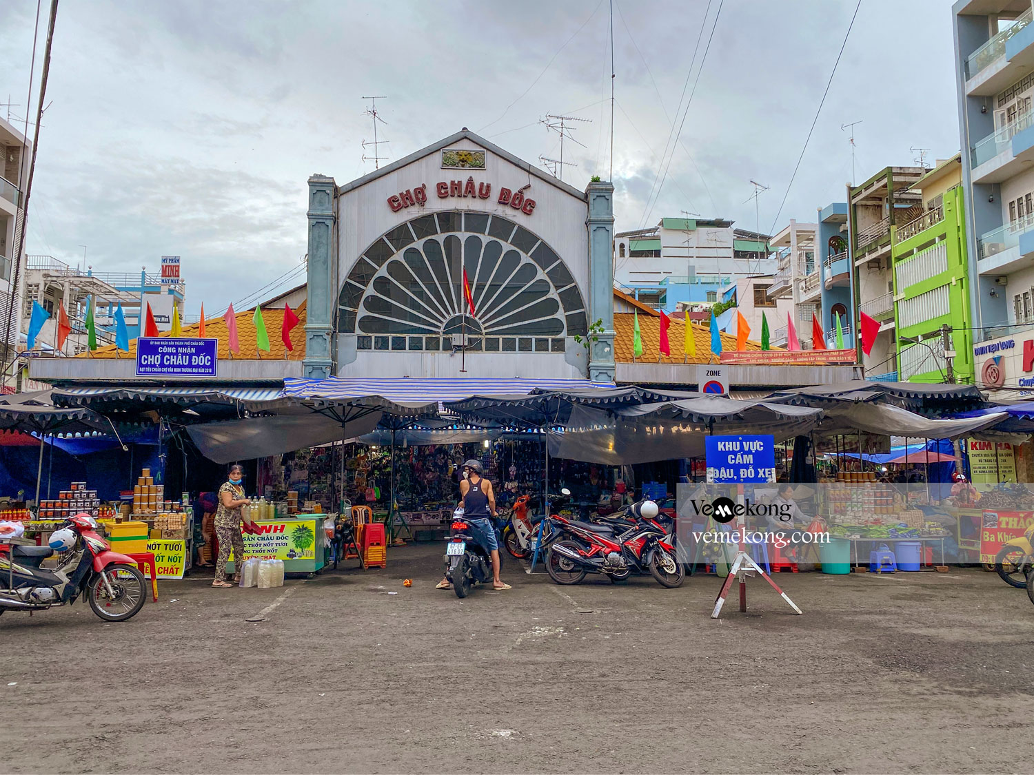 Chau Doc Market – Things to Shop in Chau Doc | Vemekong