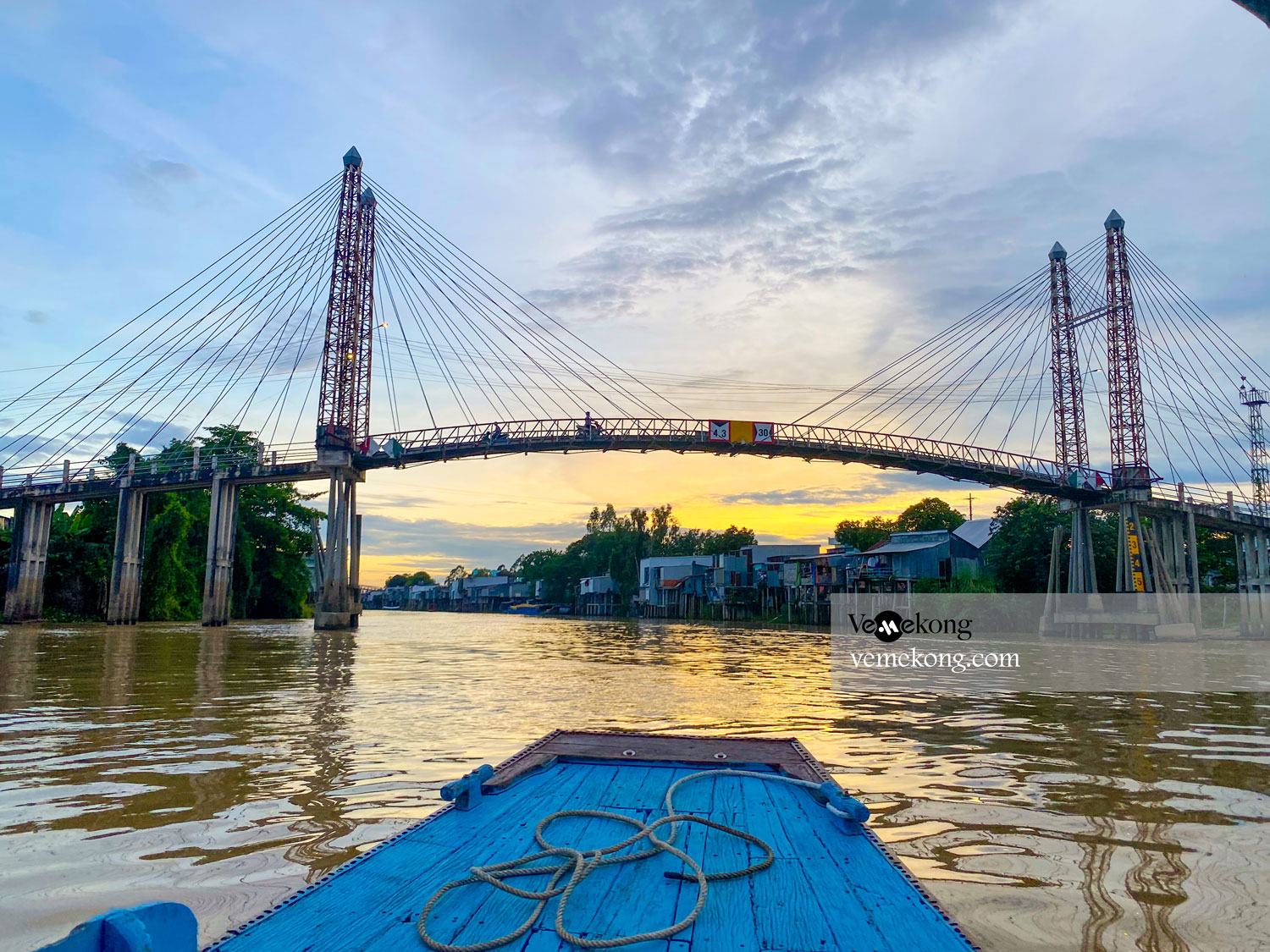 Chau Doc River Sunset Tour by Sampan | 4PM Daily Tour